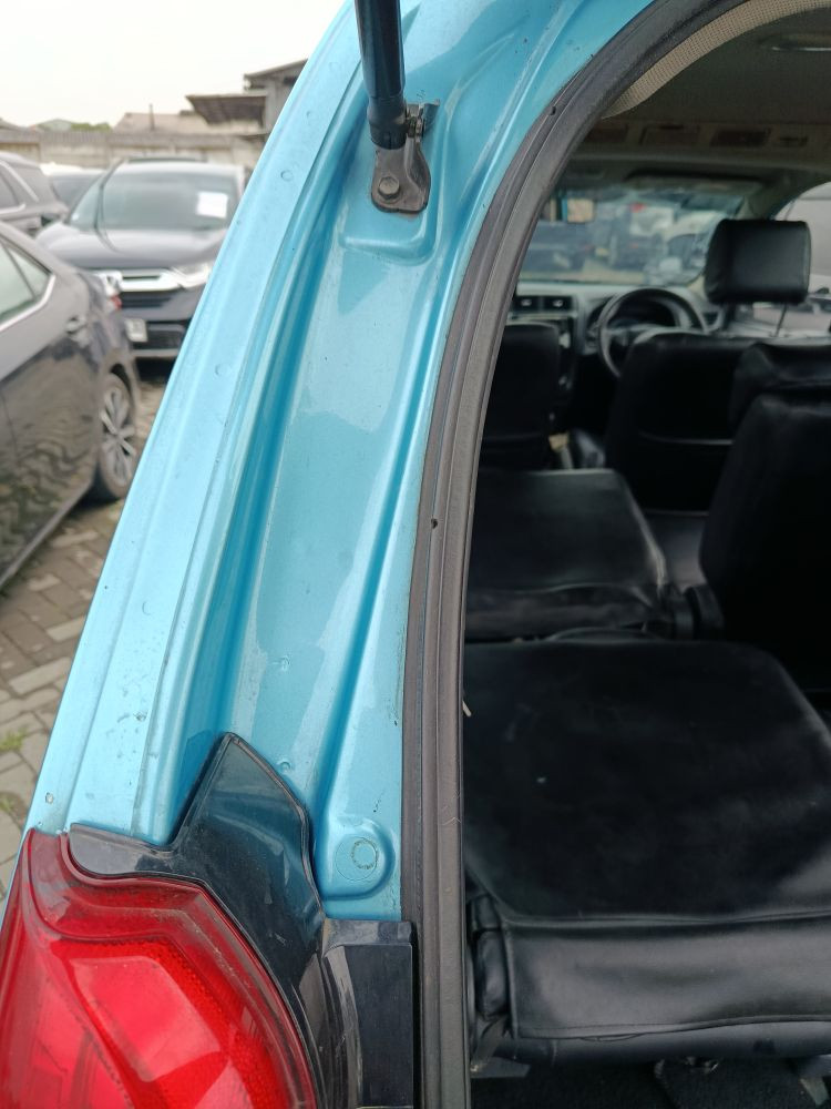 Lelang Mobil LOT No. 73 TOYOTA TRANSMOVER 1.3 MT 2022 BIRU METALIK ...